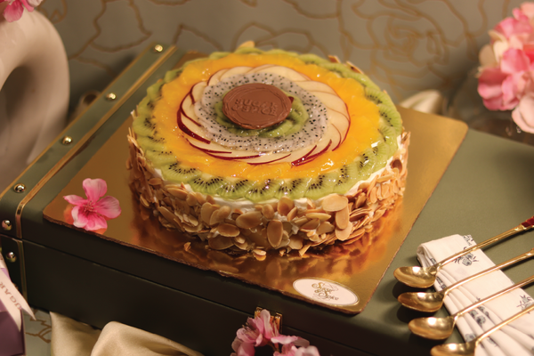 Fresh Fruit Gateaux 🟢 – Sugar & Spice